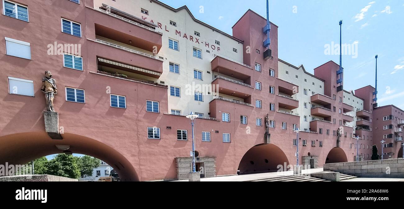 19th district of vienna hi-res stock photography and images - Alamy