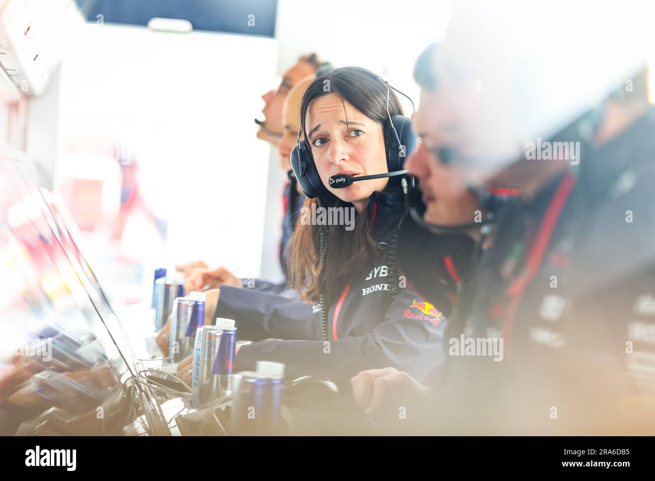 Hannah schmitz red bull hi-res stock photography and images - Alamy