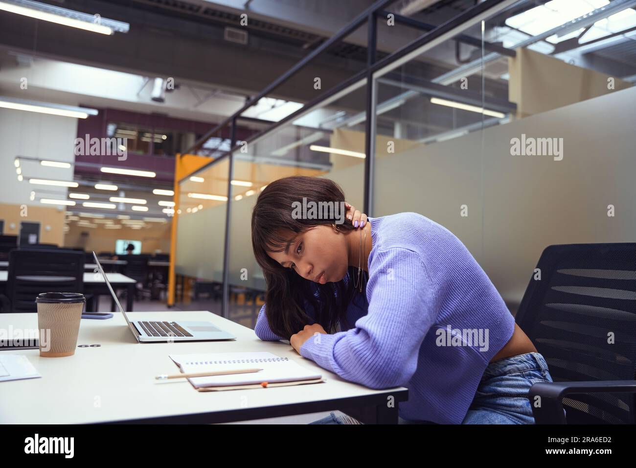 Photo office employee in hi-res stock photography and images - Alamy