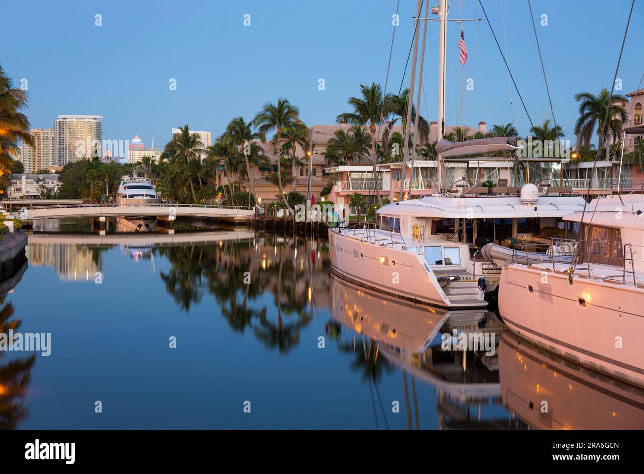 Fort Lauderdale, Florida, USA. View along tranquil waterway in the ...