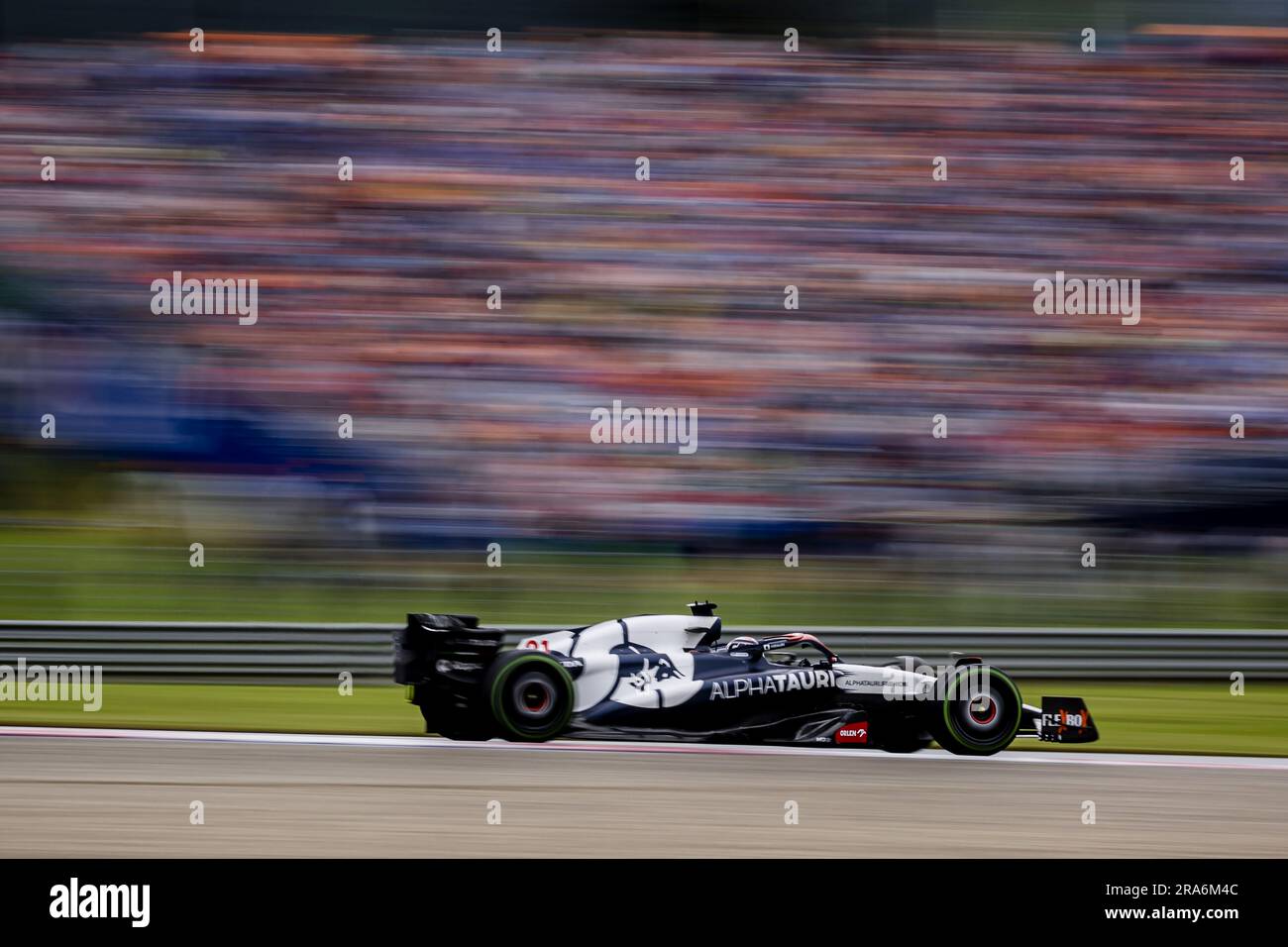 SPIELBERG - Nyck de Vries (AlphaTauri) during the Sprint Race leading ...