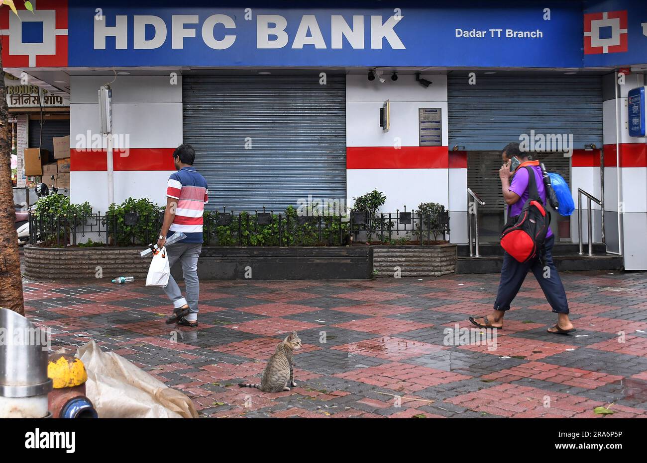 Hdfc bank hi-res stock photography and images - Alamy