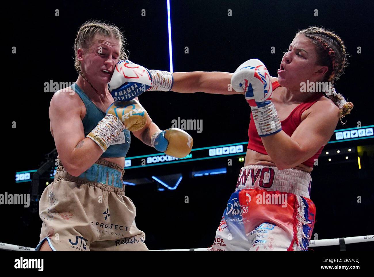 April Hunter (left) and Kirstie Bavington during their welterweight ...