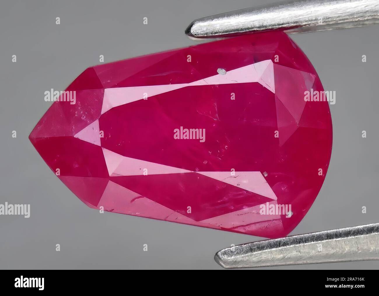 Rough cut ruby hi-res stock photography and images - Alamy