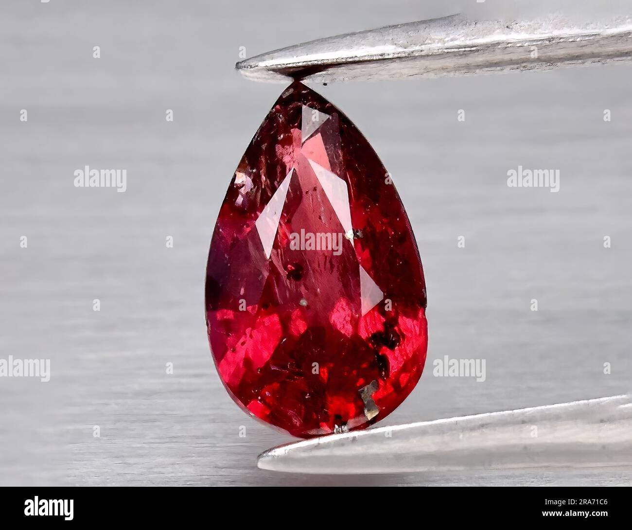 Rough cut ruby hi-res stock photography and images - Alamy