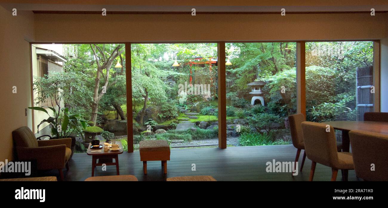 Kawataro Cafe.Coffee shop in the Higashiyama neighborhood of Kyoto. Old ...