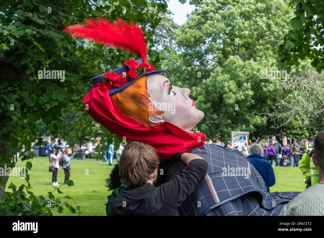 Paisley, Scotland, UK. 1st July, 2023. Participants celebrating Sma ...