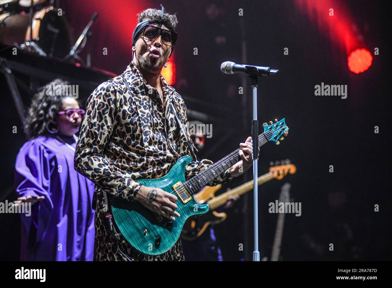 Dante spinetta hi-res stock photography and images - Alamy