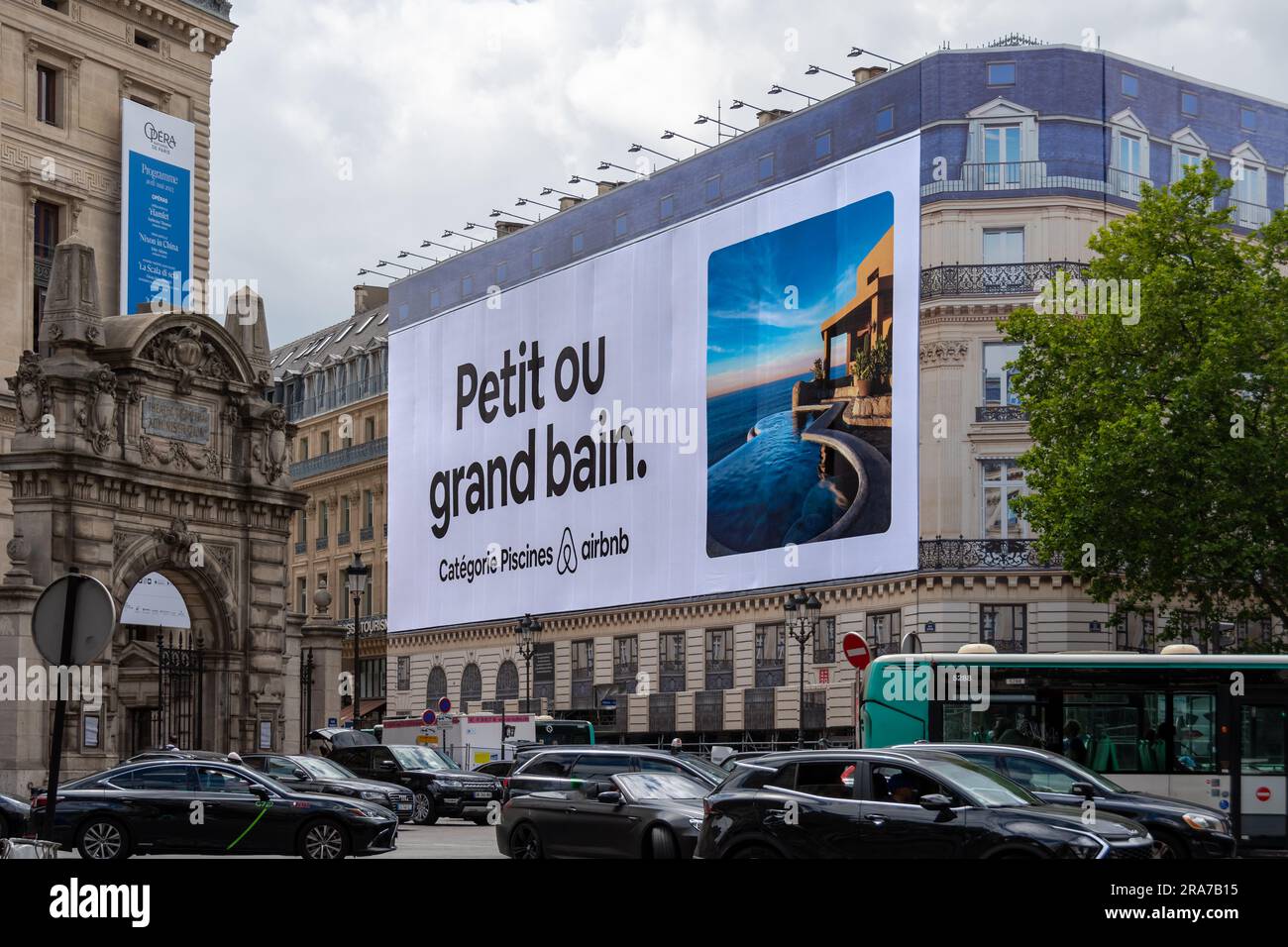 Large Airbnb advertising billboard written in French covering the ...