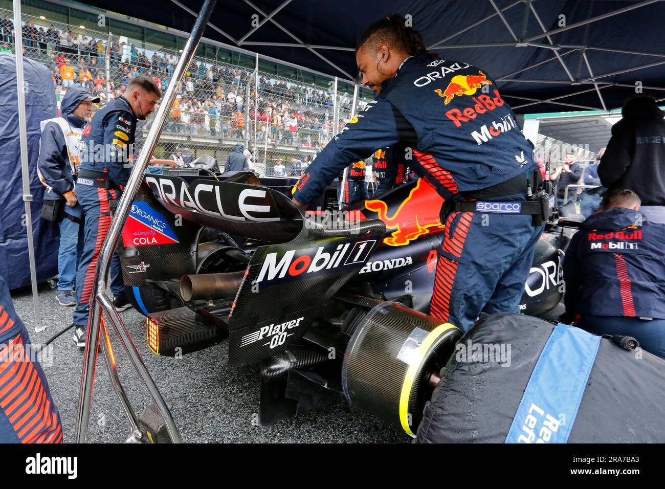 Red bull racing rb19 hi-res stock photography and images - Alamy