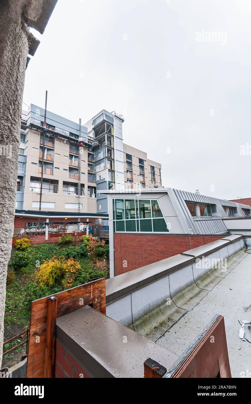 Construction of a hospital type building Stock Photo - Alamy