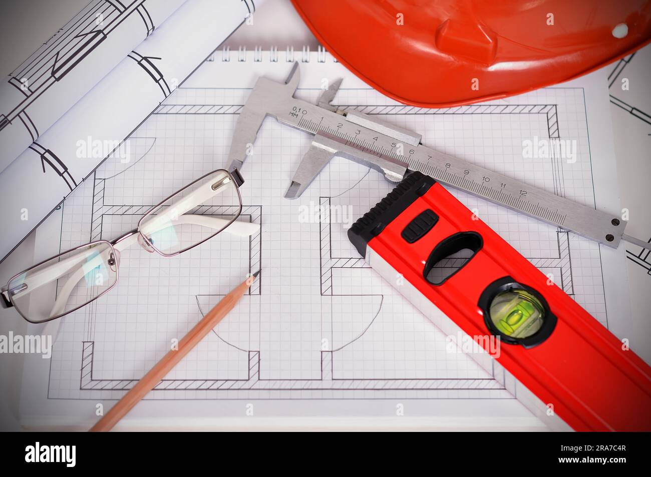 Blueprints hard hat table hi-res stock photography and images - Alamy