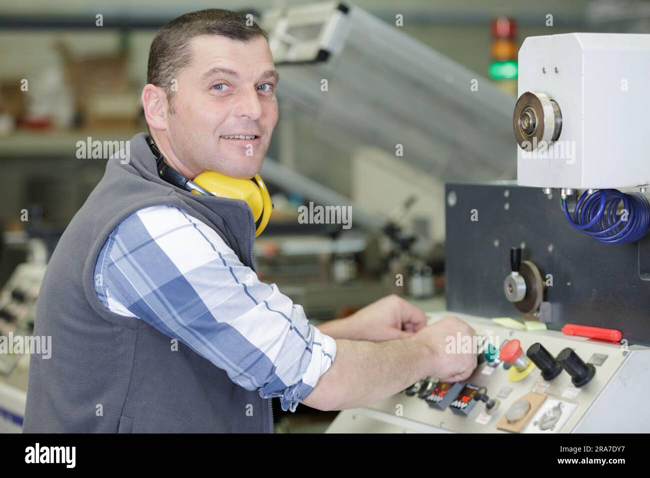 Vacuum sealing machine hi-res stock photography and images - Alamy