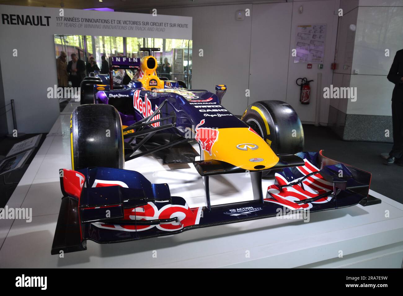 Formula 1 racing car design hi-res stock photography and images - Alamy