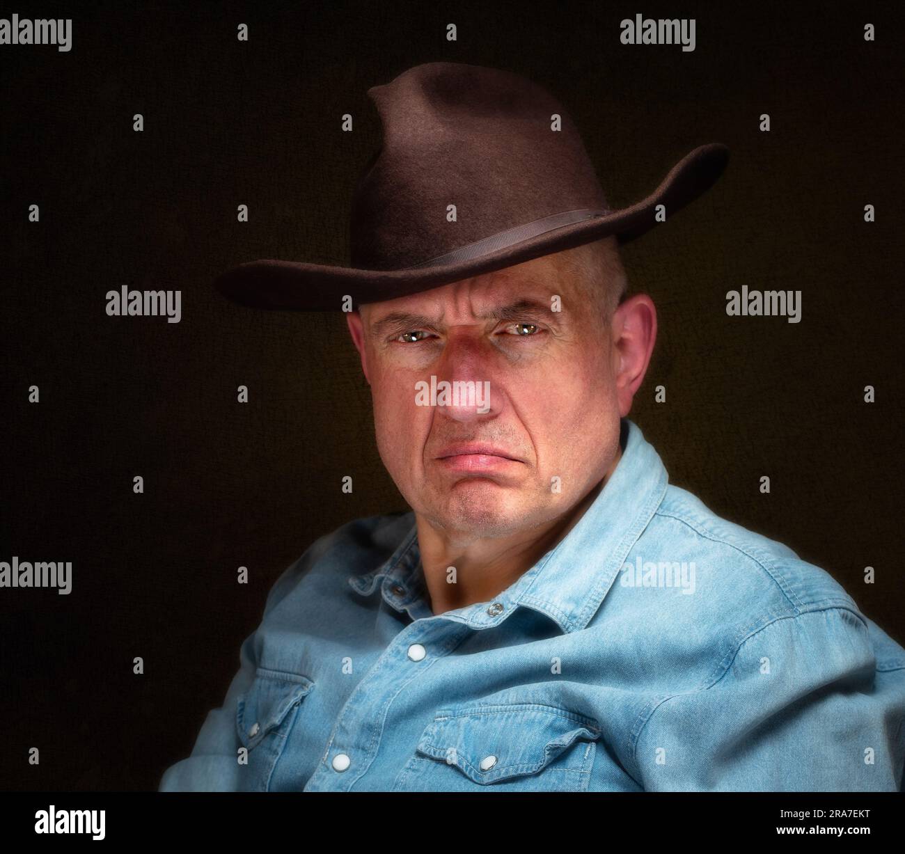 Tough guy facing camera hi-res stock photography and images - Alamy