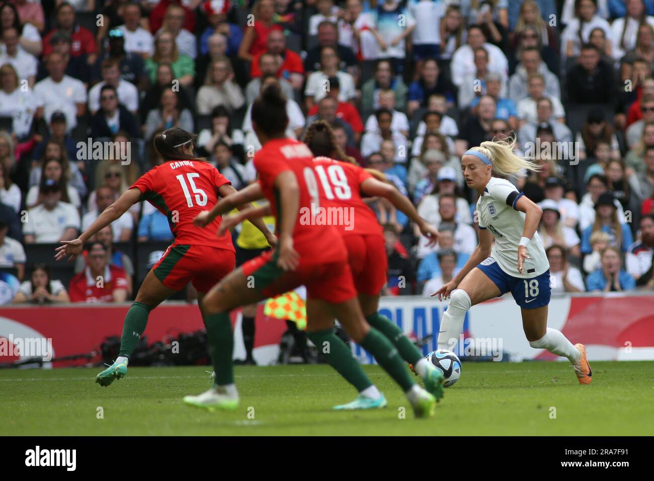 Chloe kelly england v portugal hi-res stock photography and images - Alamy