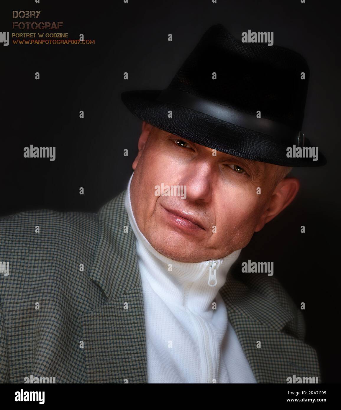 Mature man looking into camera close up headshot portrait Stock Photo ...