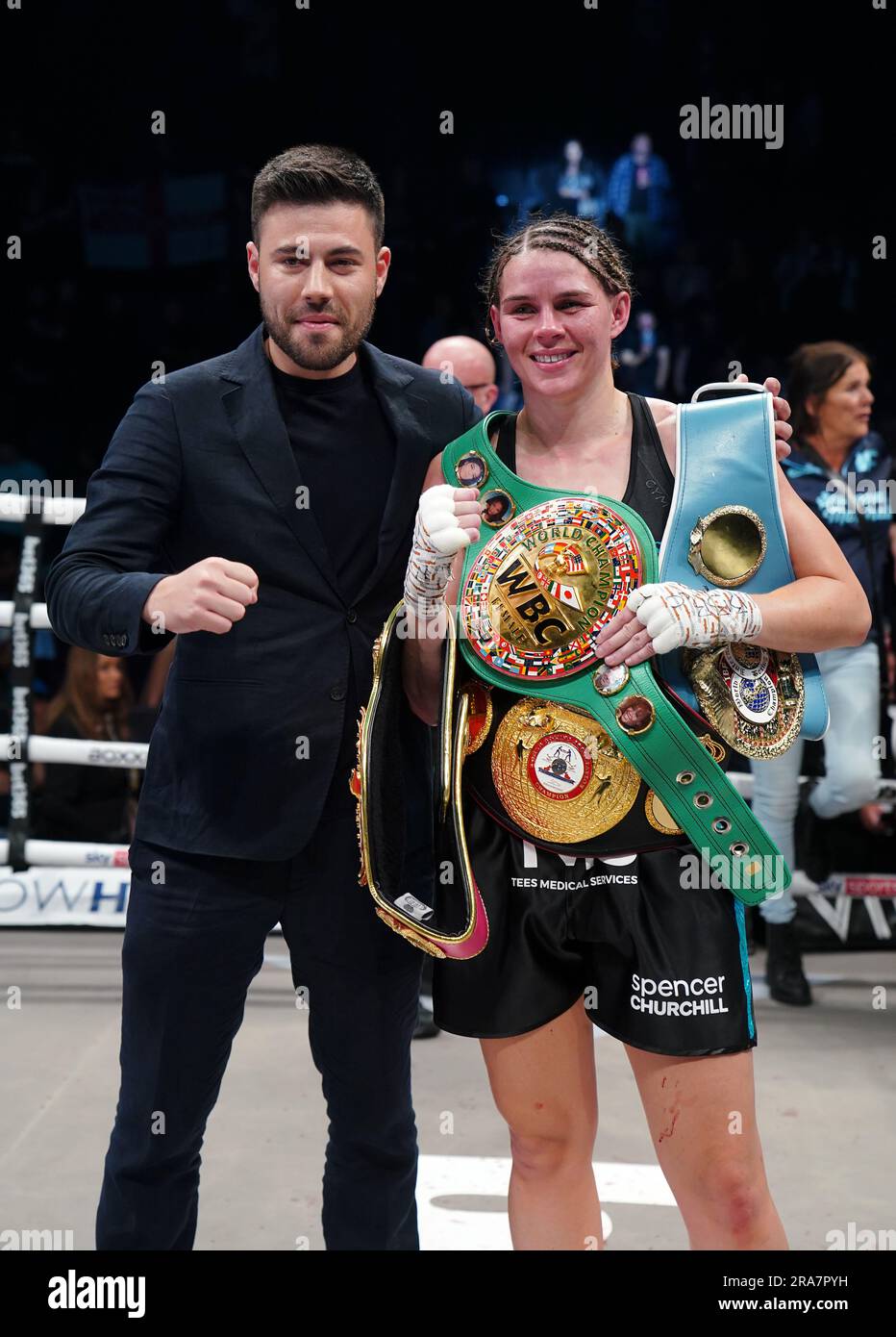 Savannah Marshall celebrates victory against Franchon Crews-Dezurn ...