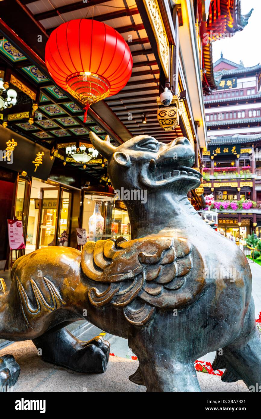 A qilin statue in the Yuyuan Bazaar area of Shanghai’s Old Town, Huangpu District, Shanghai ...
