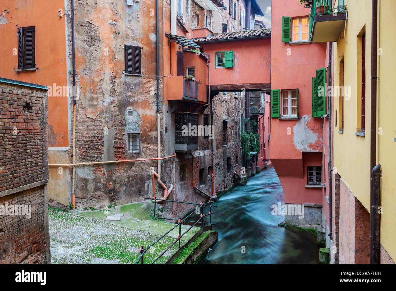Water canal in bologna hi-res stock photography and images - Alamy