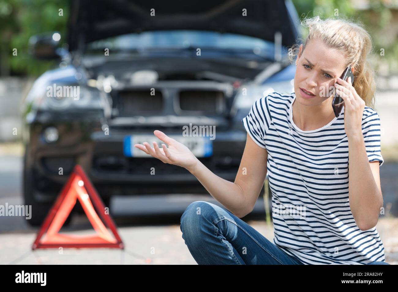 Car broke down hi-res stock photography and images - Alamy