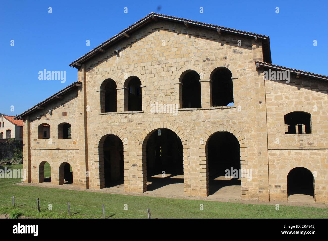 White weapons manufacturing warehouse - Imperial Brazil, 18 th century ...