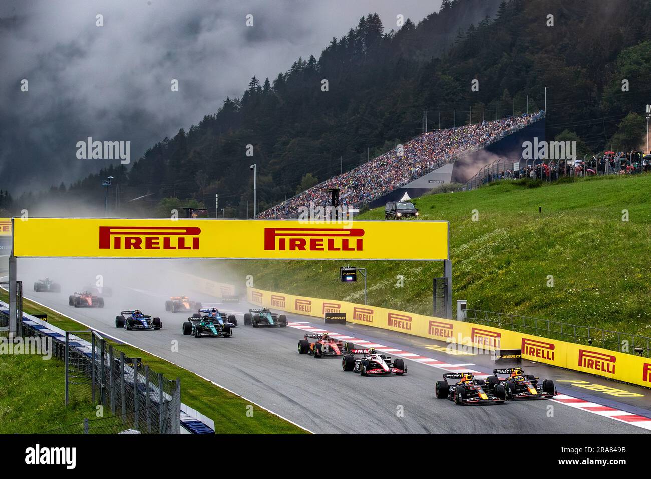 Austrian gp start hi-res stock photography and images - Alamy