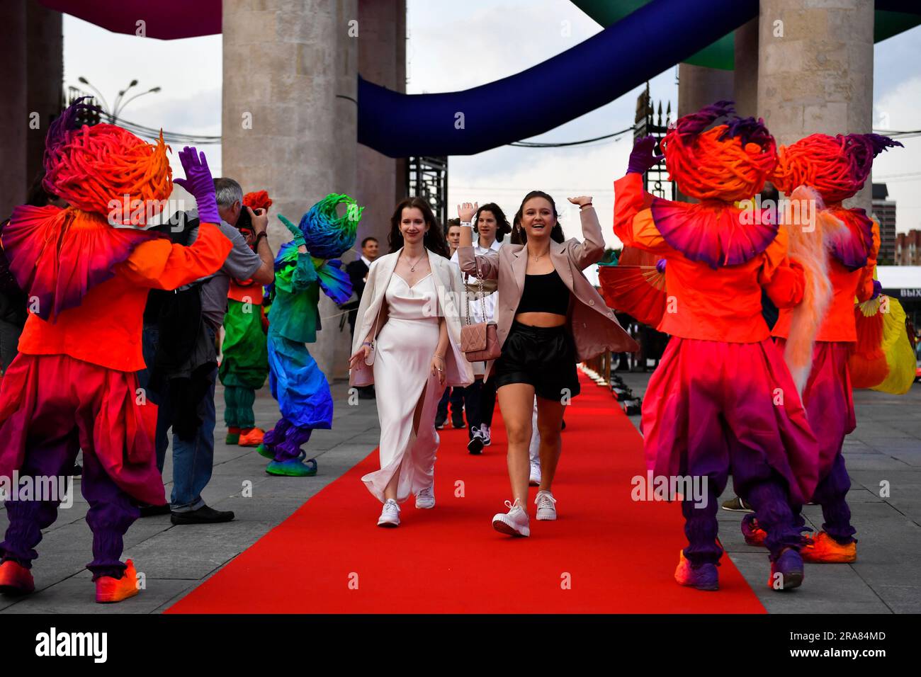 Moscow, Russia. 1st July, 2023. Graduates arrive at a graduation party ...