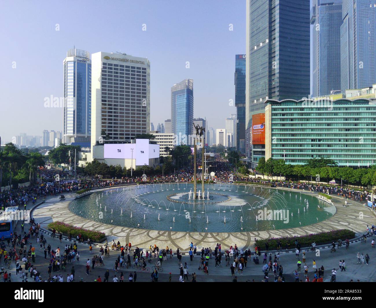 Top view of Car Free Day at the Hotel Indonesia Roundabout, Central ...