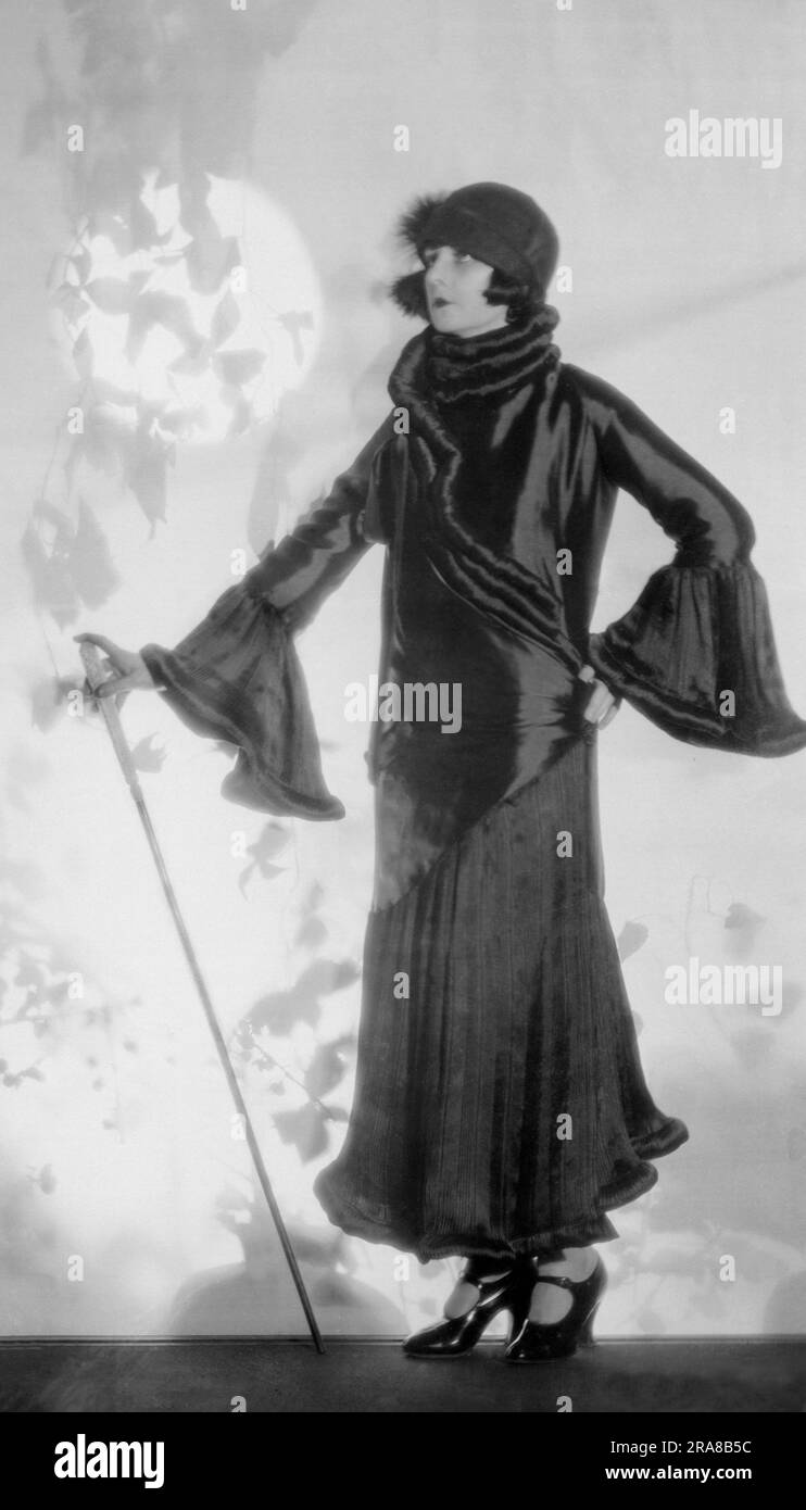 Hollywood, California: c. 1924 Silent film actress Alice Terry models ...