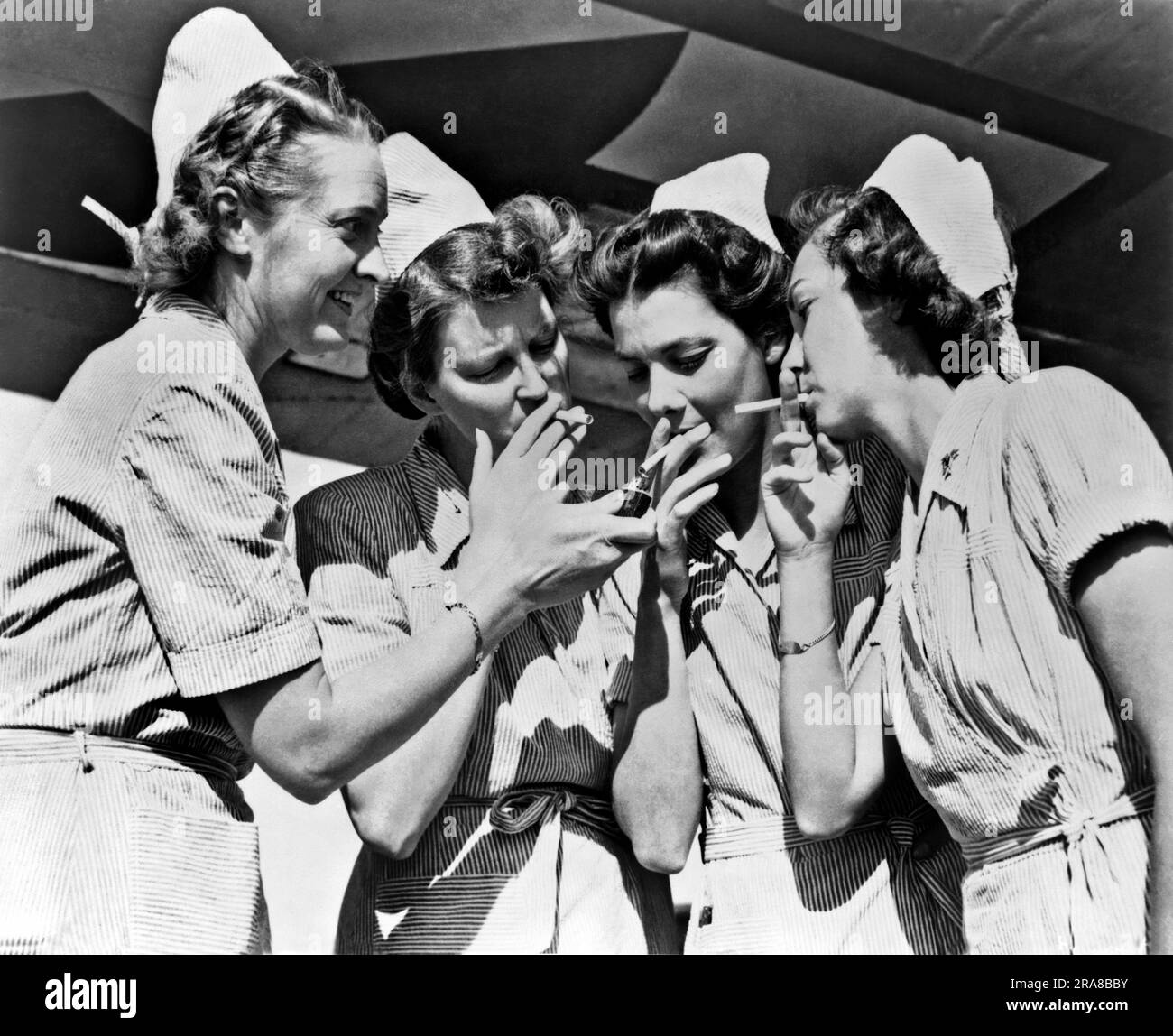 Ww ii army nurses hi-res stock photography and images - Alamy