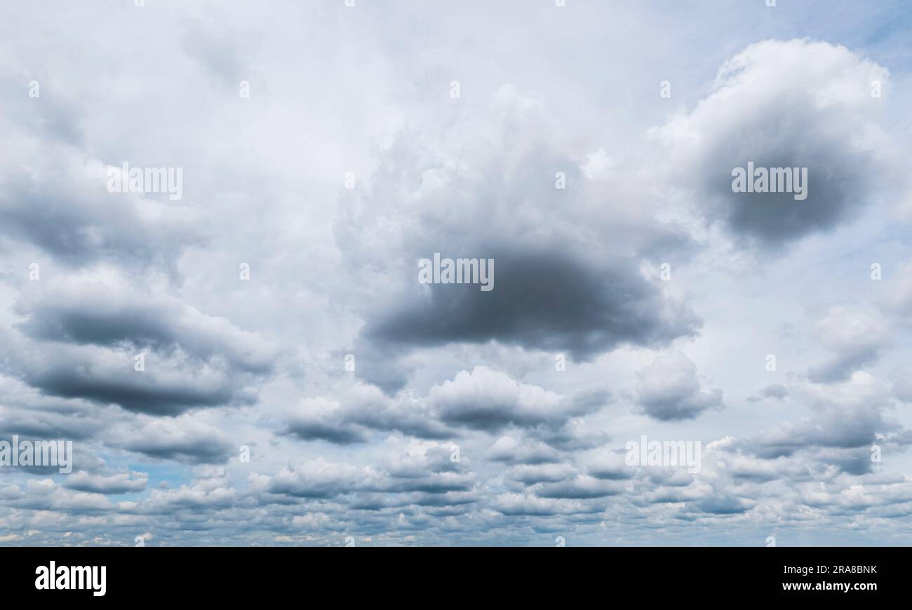 Cloud shapes hi-res stock photography and images - Alamy