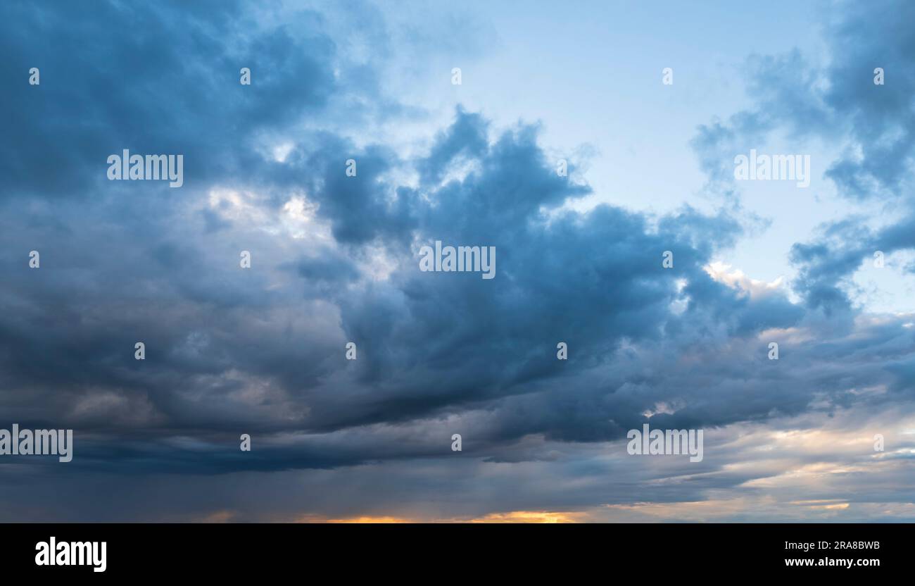 Panorama cloudy sky sunset hi-res stock photography and images - Alamy
