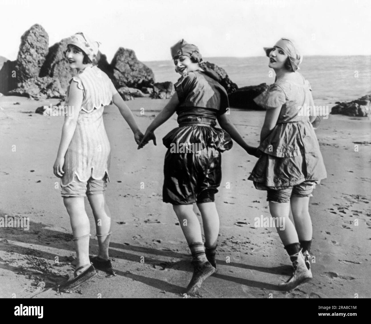 Los Angeles, California: October, 1918 Silent film actresses Lillian ...