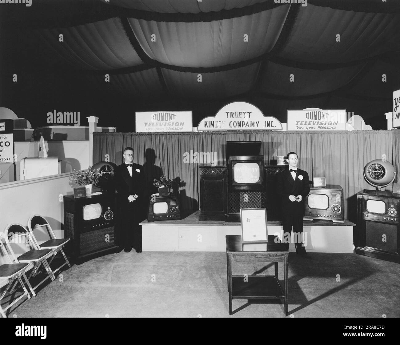 Ft. Worth, Texas 1949 The Dumont Television and Network Company display ...
