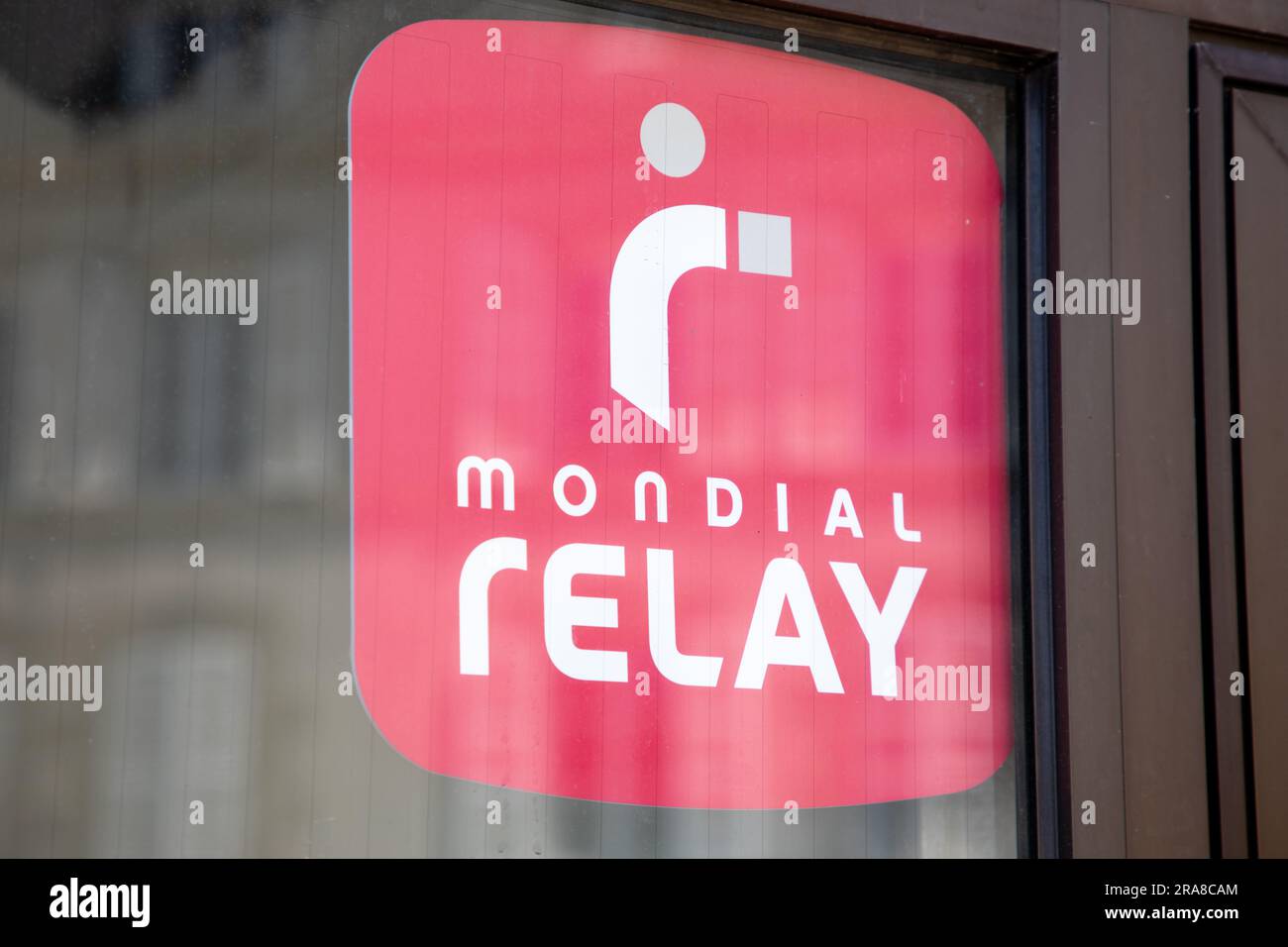 Text relay service hi-res stock photography and images - Alamy