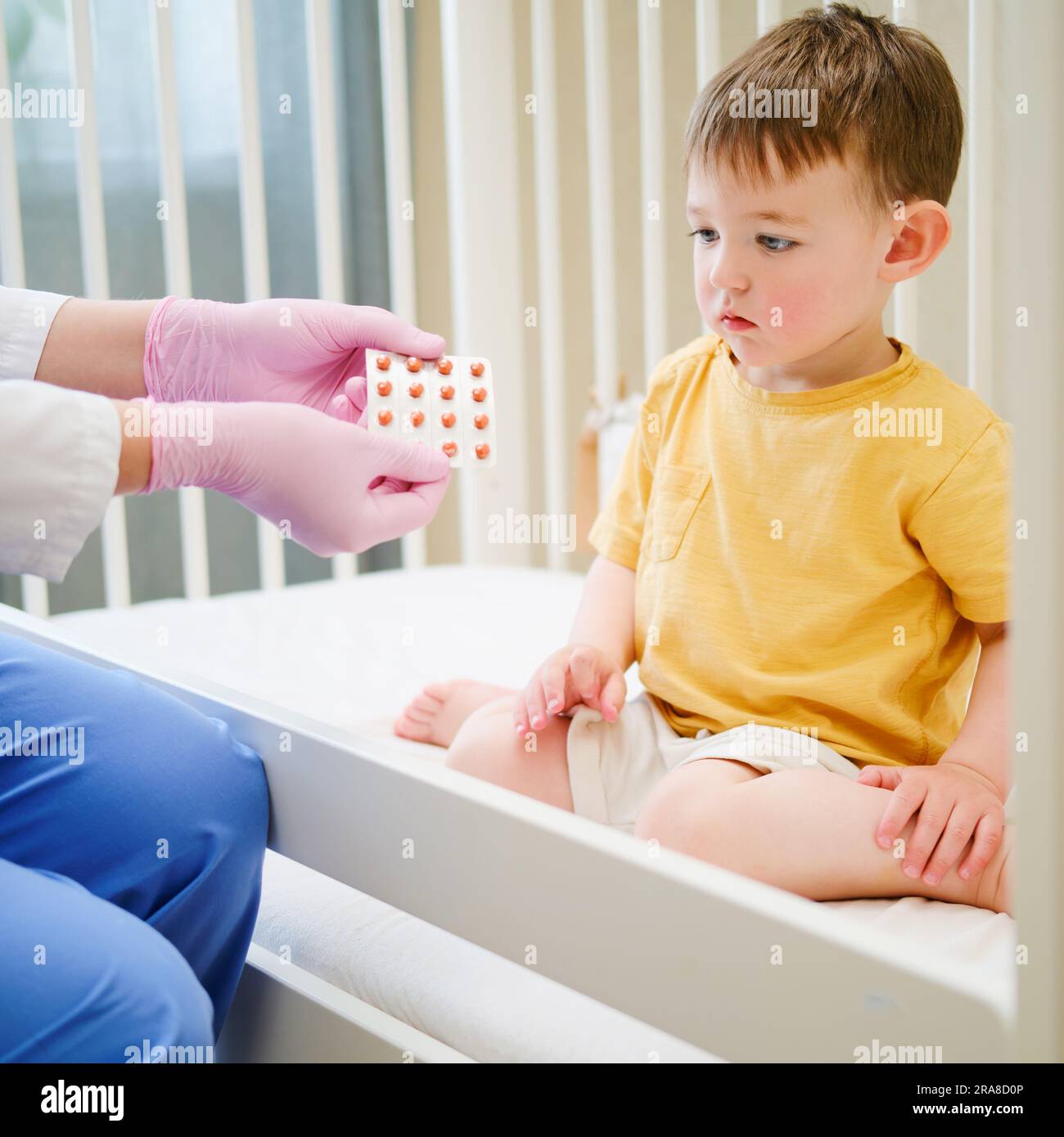 Kid reach out hand hi-res stock photography and images - Alamy
