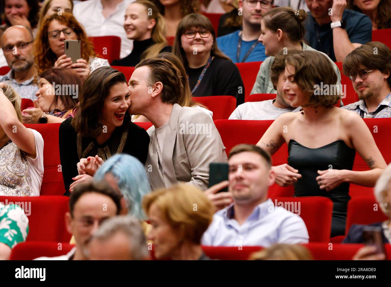 Mary Elizabeth Winstead, Ewan McGregor und Clara Mathilde McGregor beim ...