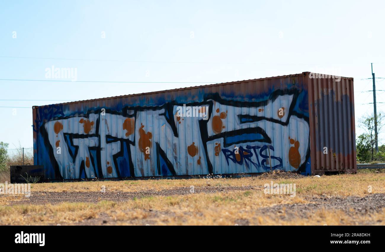 Shipping container graffiti hi-res stock photography and images - Alamy