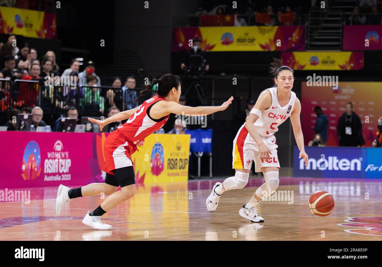 Sydney, Australia. 2nd July, 2023. Wang Siyu (R) of China breaks ...