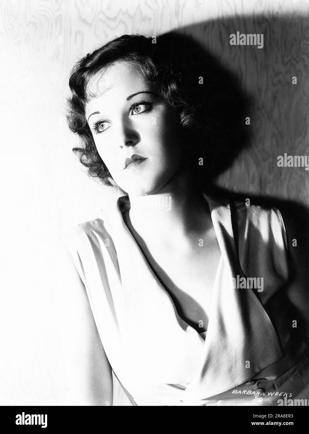 BARBARA WEEKS 1932 Portrait publicity for Columbia Pictures Stock Photo ...
