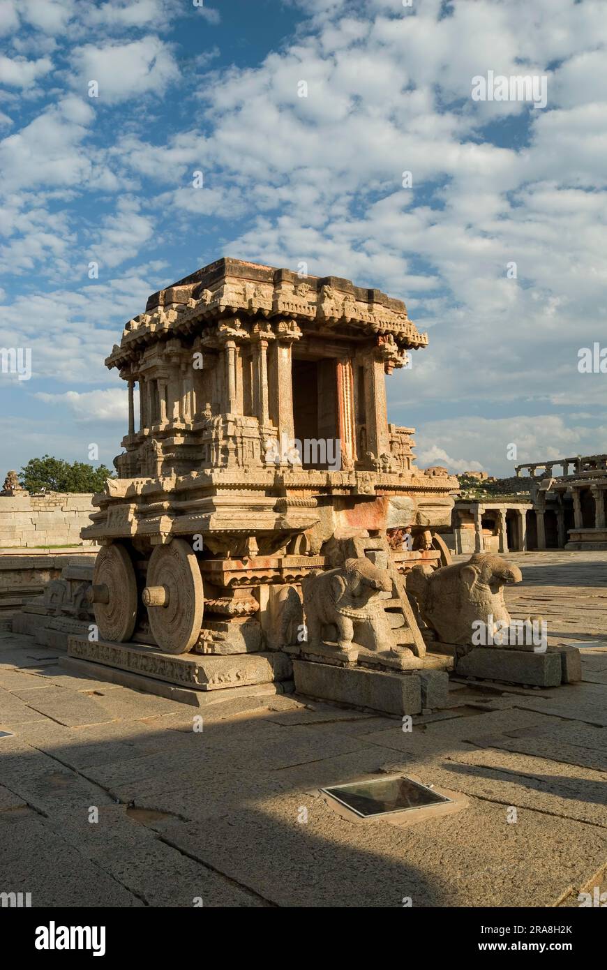 The Stone chariot inside the Vijayavittala Temple complex in Hampi ...