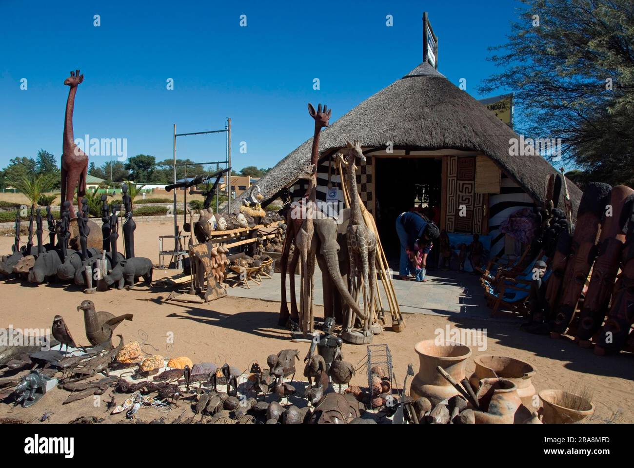 Woodcarving market, Okahandja, Namibia, Woodcarving Stock Photo - Alamy