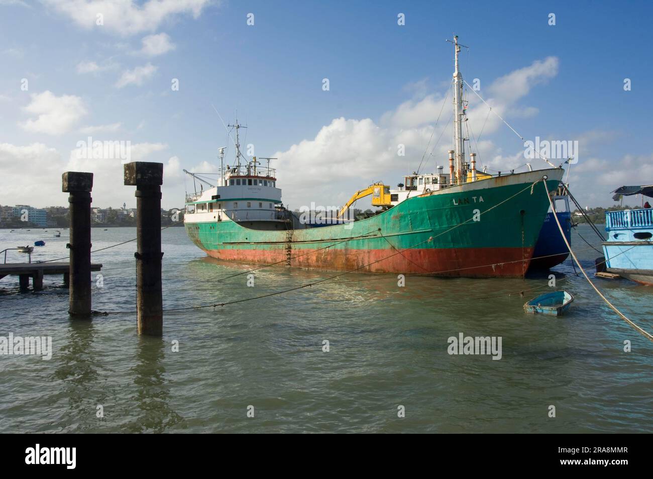 Ship in harbour, Mombasa, Kenya Stock Photo - Alamy