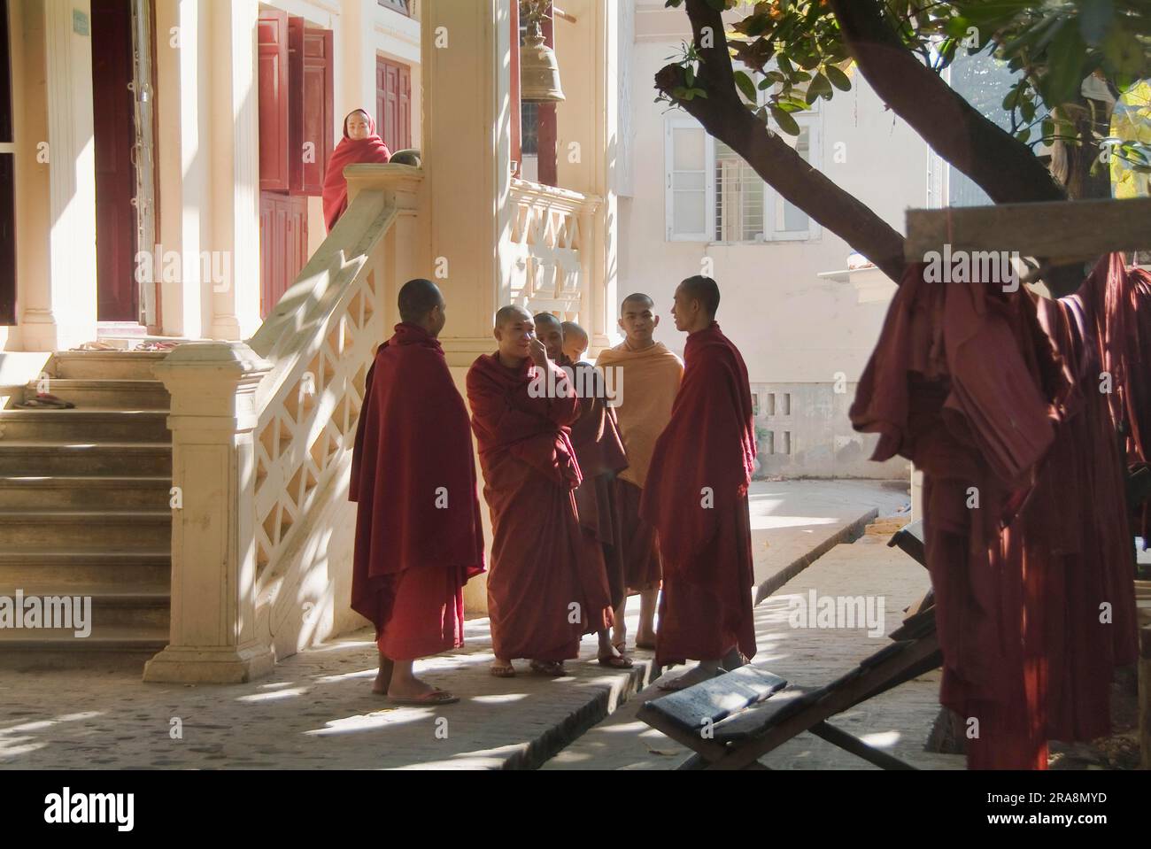 Buddhist monks, Mahagandayon Monastery, Amarapura, Burma, Myanmar Stock ...