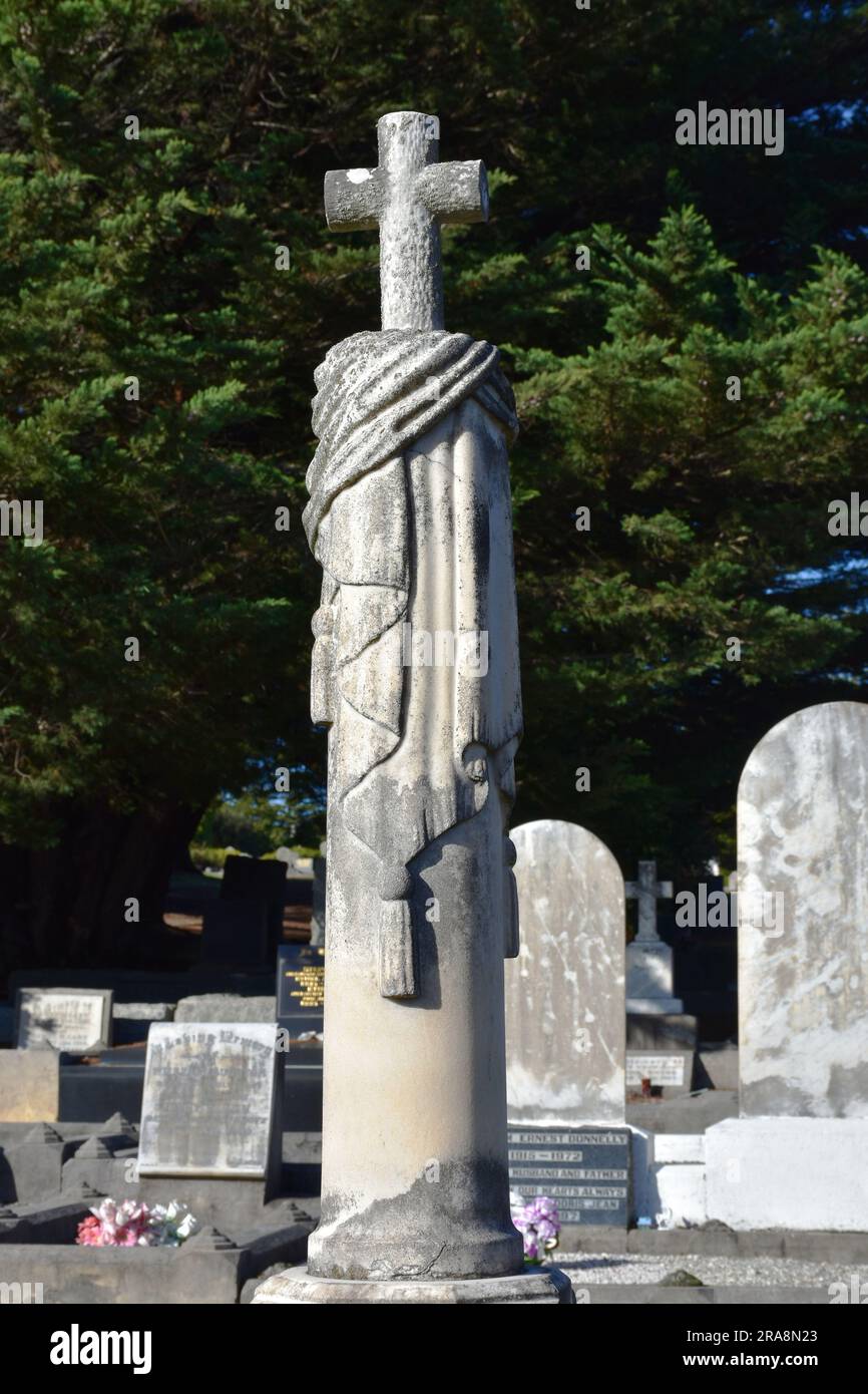 Unique tombstone design Stock Photo - Alamy