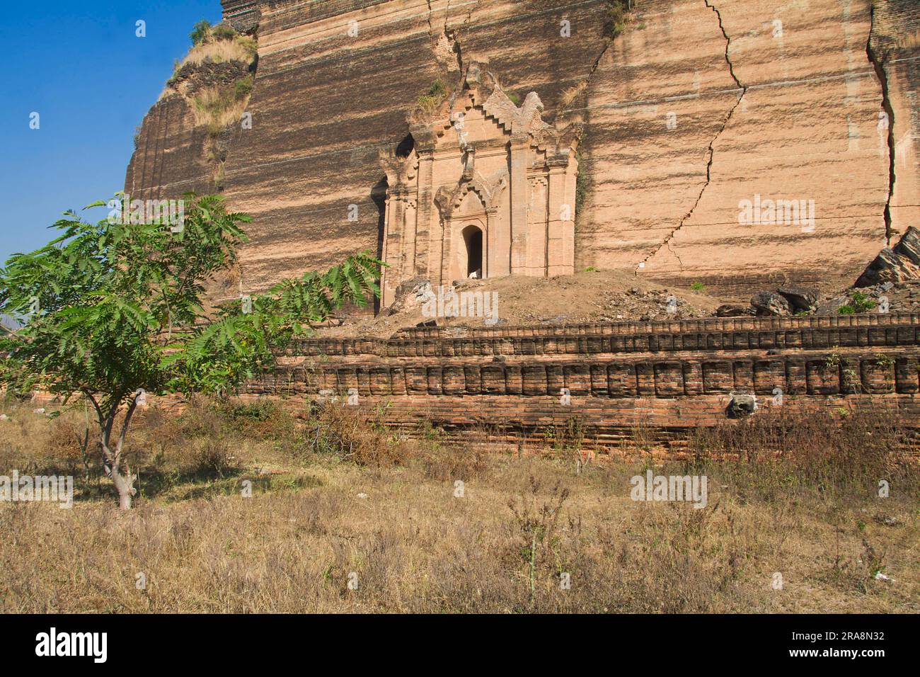 Mantara-gyi Pagoda, Mingun, Burma, Myanmar, Mingun Pagoda Stock Photo ...