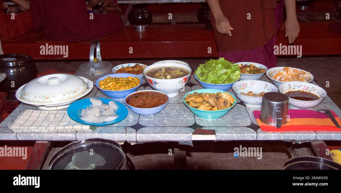 Burmese dish hi-res stock photography and images - Alamy