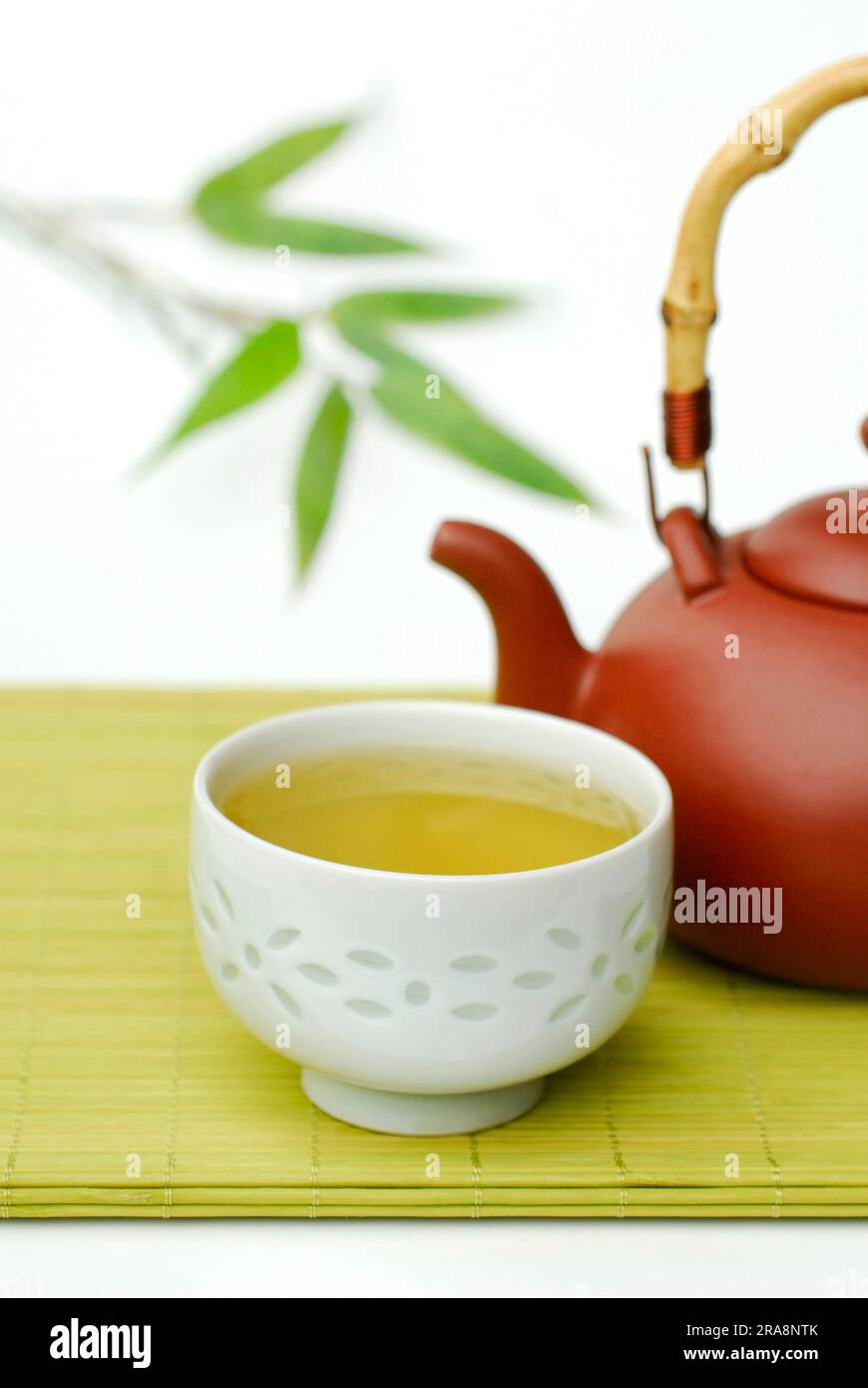 Sencha teapot hi-res stock photography and images - Alamy