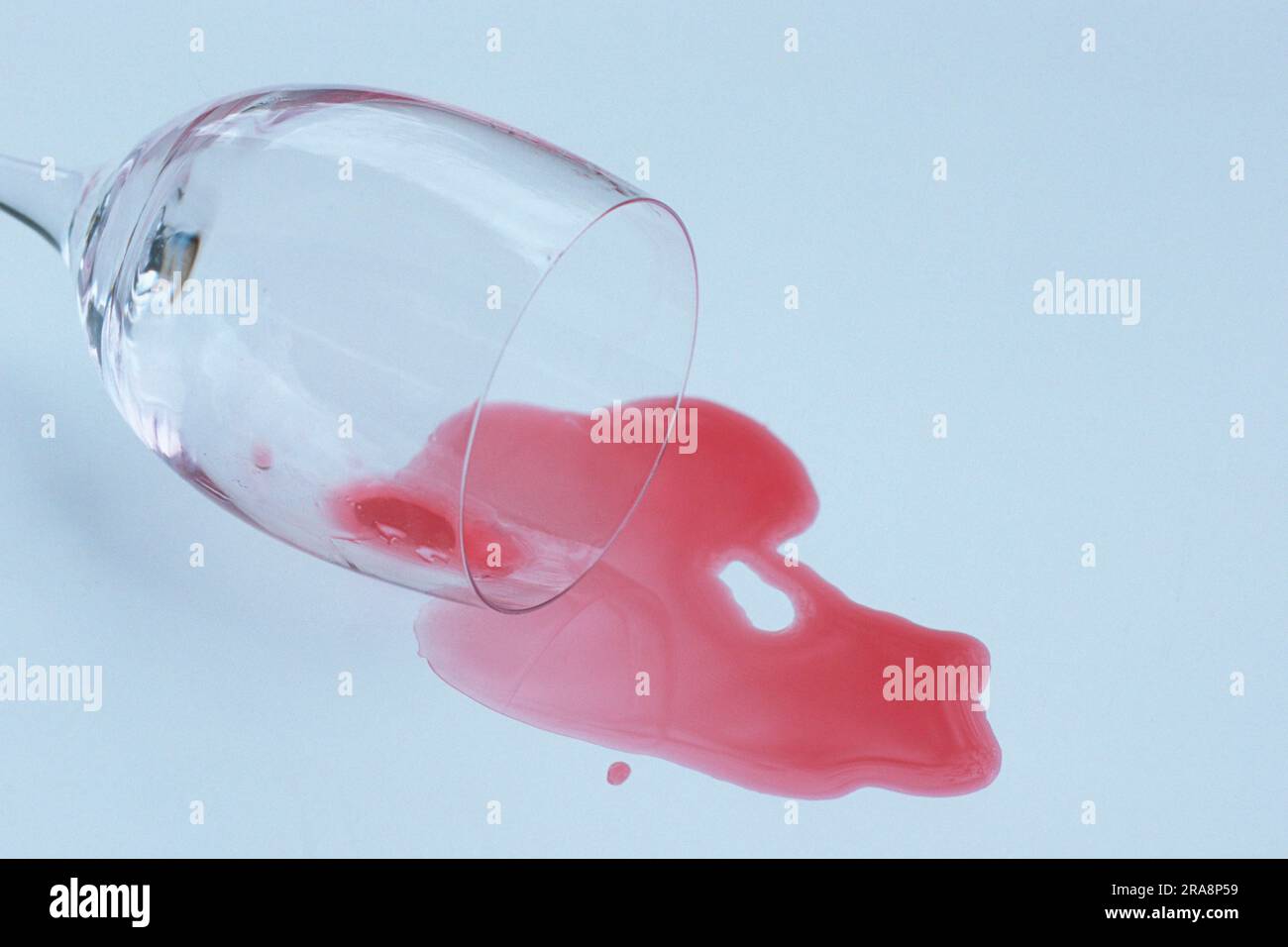 Red wine glass, spilled wine, wine glass, glass, red wine, red wine ...
